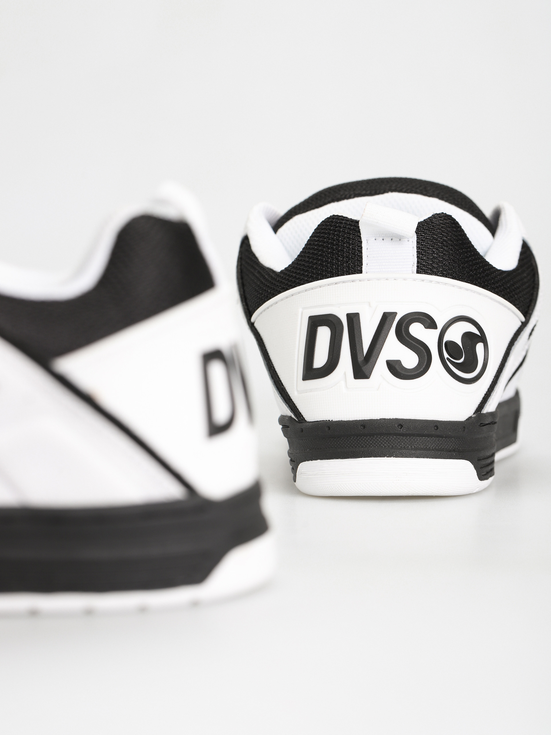 Взуття DVS Comanche - білий (white black white leather)